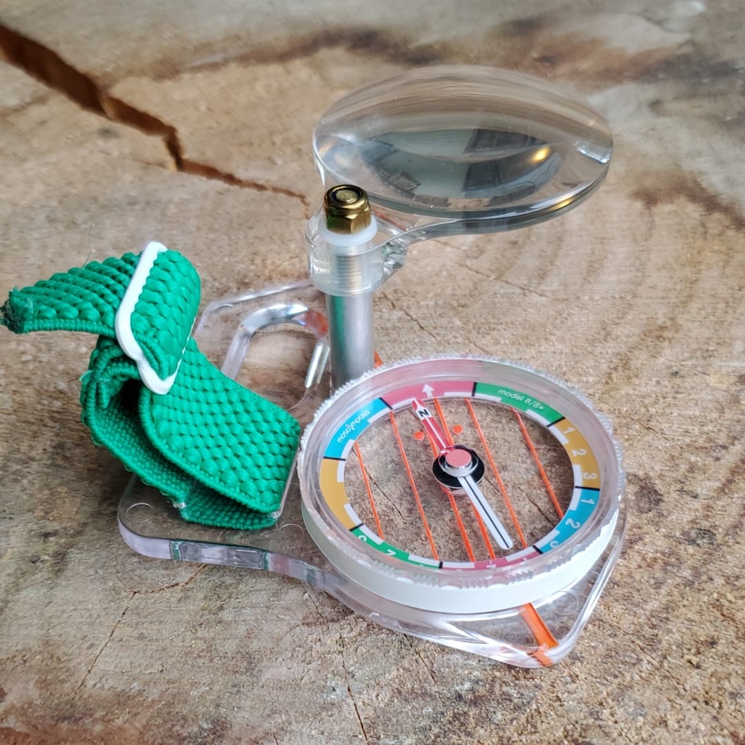 o-store.ca - X-Compass Magnifying Lens